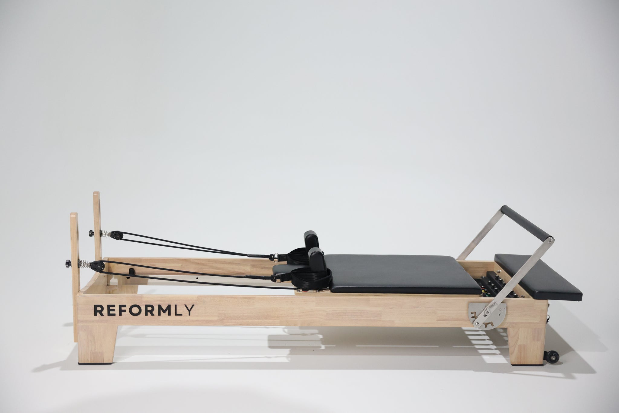 Reformly | Reformer Pilates Meets Premium